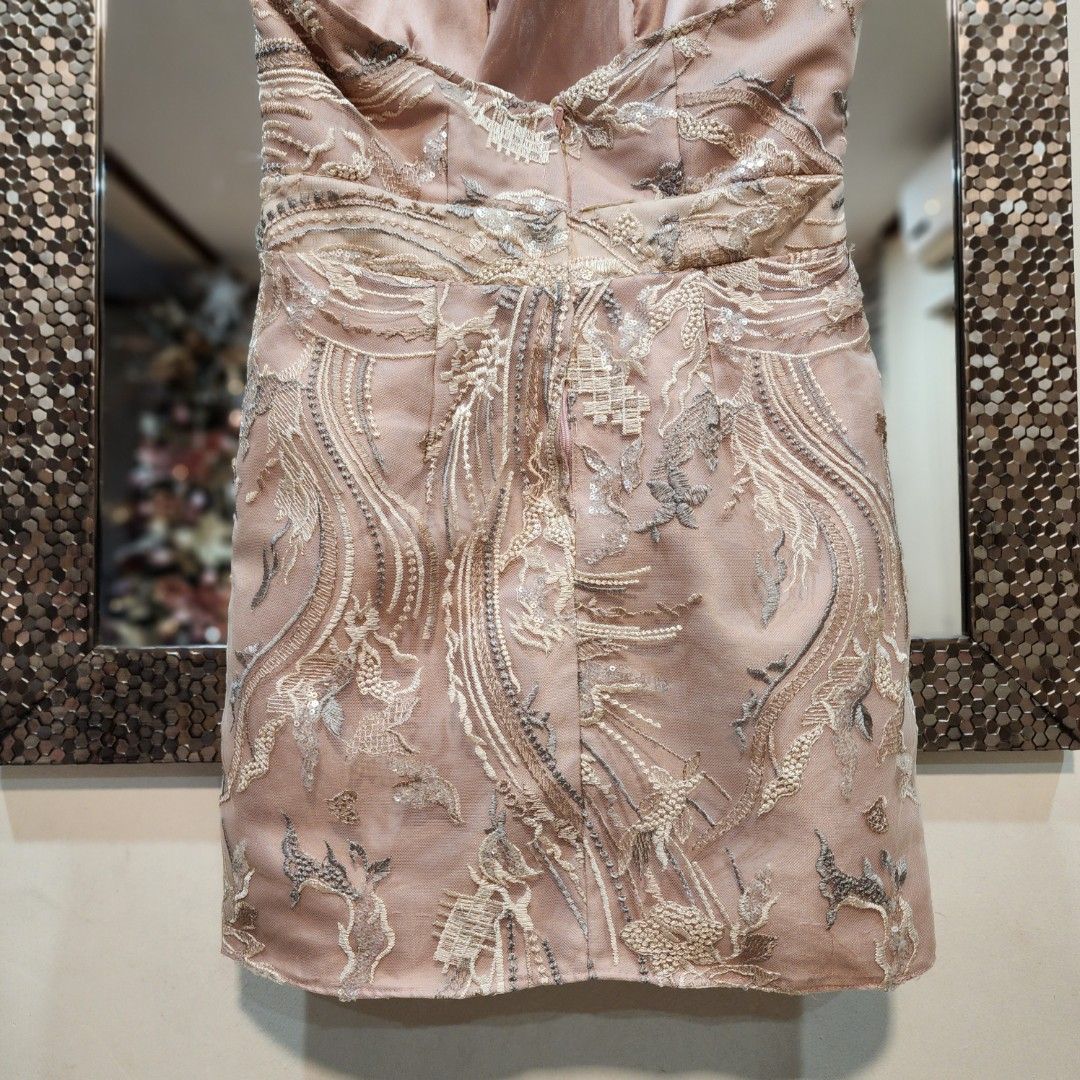 Atelier Debbie Co: Lace Halter Backless Dress, Women's Fashion, Dresses ...