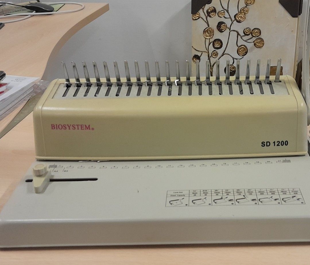 Biosystem Comb Binder Machine, Hobbies & Toys, Stationery & Craft, Other Stationery & Craft on ...