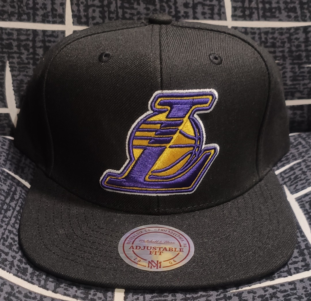 Bnew Legit M&N NBA Lakers Snapback Cap, Men's Fashion, Watches ...