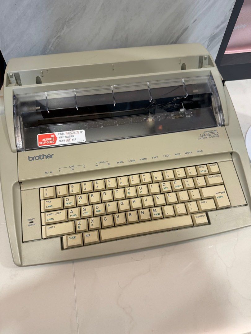 Brother Typewriter, Hobbies & Toys, Memorabilia & Collectibles, Vintage ...