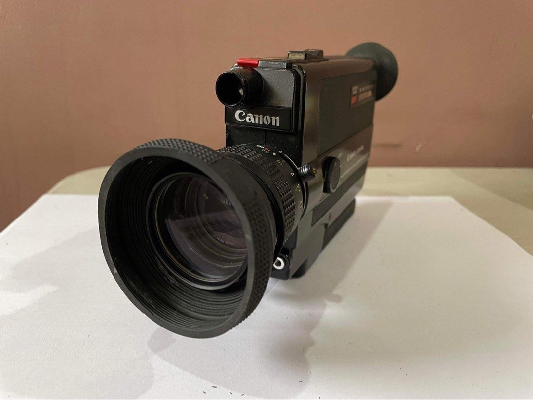 Canon 310XL Super 8 Vintage Movie Camera, Photography, Cameras on Carousell