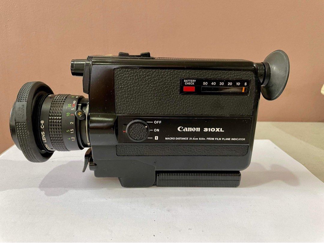 Canon 310XL Super 8 Vintage Movie Camera, Photography, Cameras on Carousell
