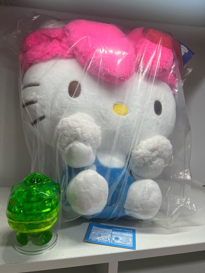 Chrismast present - Sanrio Hello Kitty plush, Hobbies & Toys, Toys ...