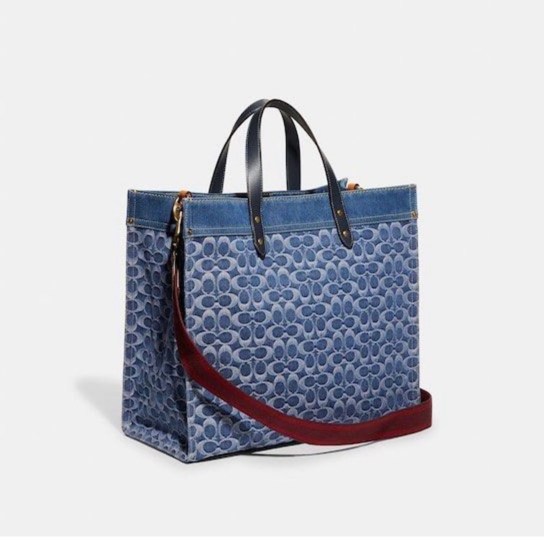 Coach Field Tote 40 In Signature Denim, Women's Fashion, Bags & Wallets ...