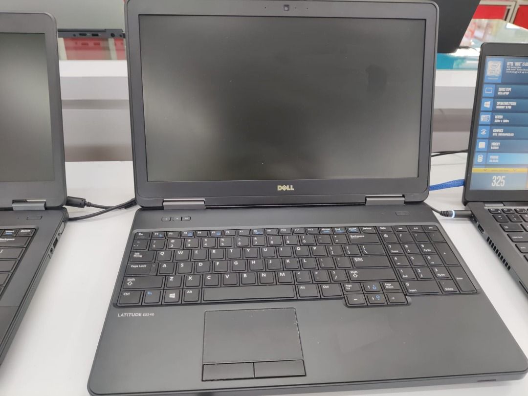 DELL LATITUDE E5540 -I5 -4TH GEN WITH 8GB RAM/256GB SSD WITH CHARGER ...