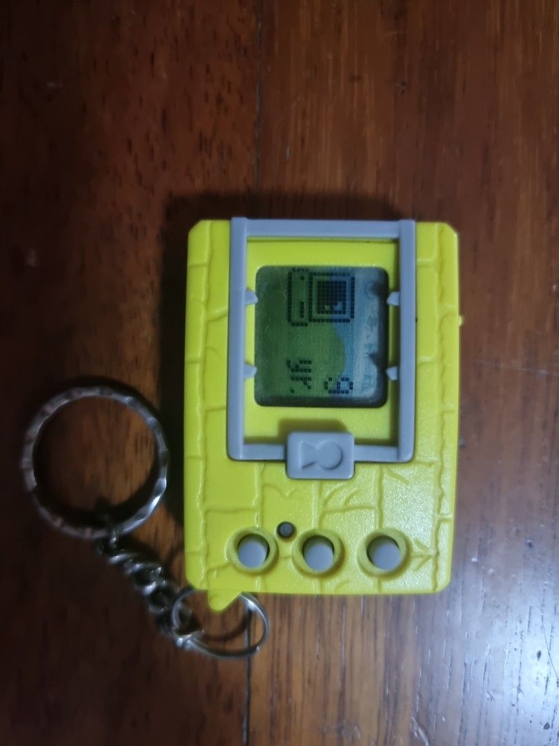 Digimon virtual pet. Original Bandai 1997. pixels great, Hobbies & Toys ...