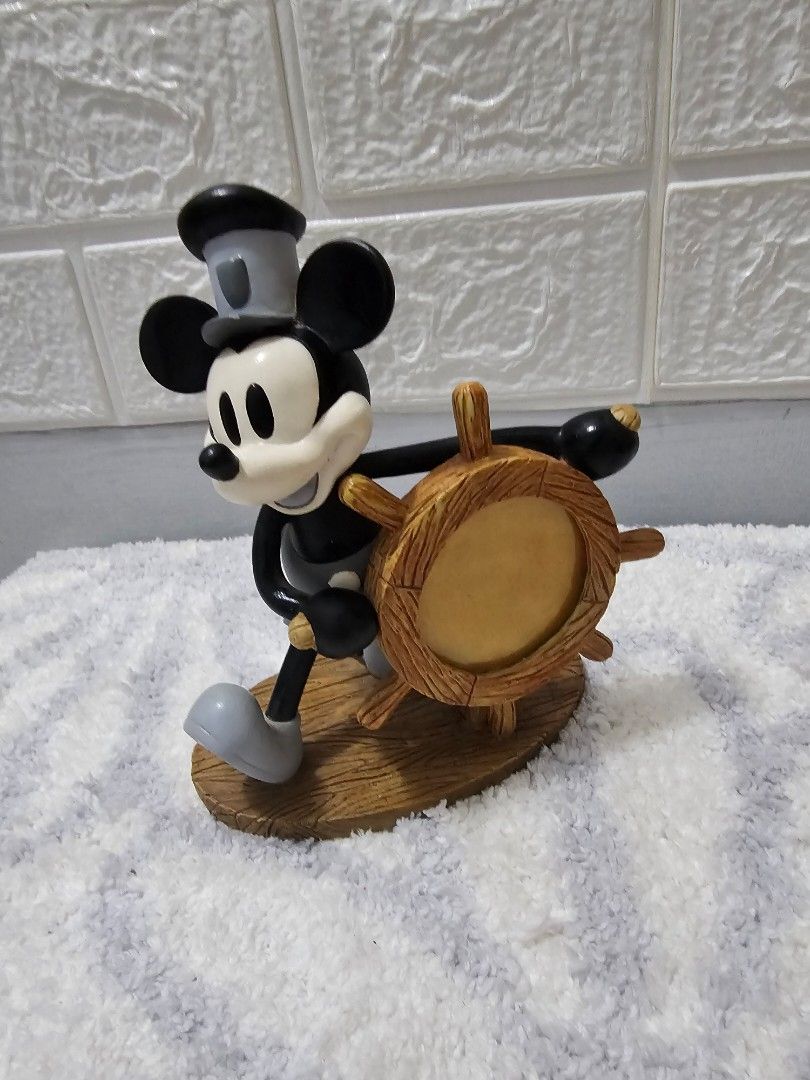 Disney Mickey Mouse Steam Engine Breakable Figure, Hobbies & Toys ...