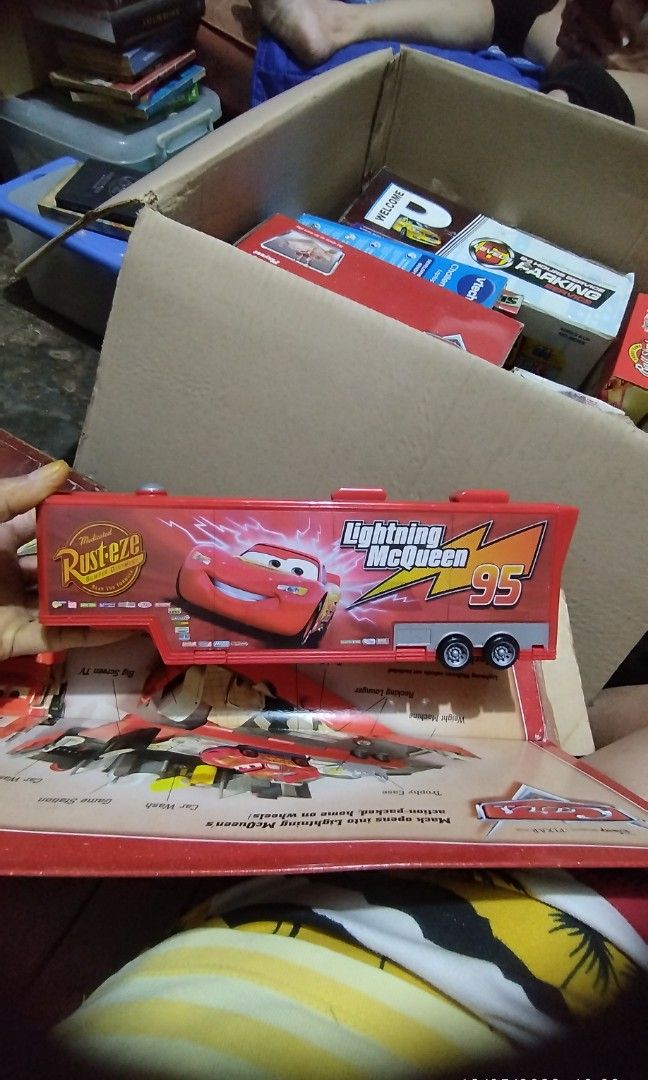 Disney Pixar - cars - Mac truck with lightning McQueen, Hobbies & Toys ...