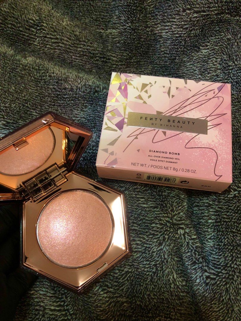 Fenty Beauty Highlighter Diamond Bomb, Beauty & Personal Care, Face ...