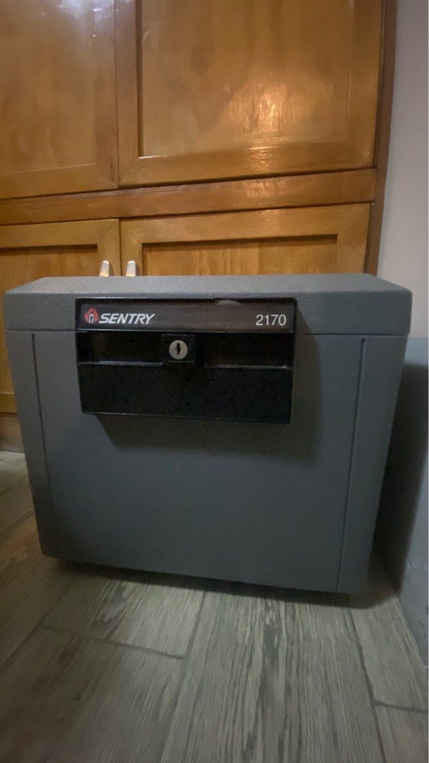 FIRE RESISTANT VAULT SAFE SENTRY 2170, Furniture & Home Living ...