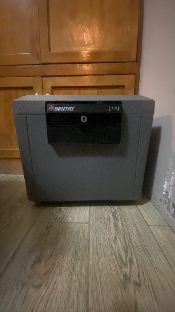 FIRE RESISTANT VAULT SAFE SENTRY 2170, Furniture & Home Living ...