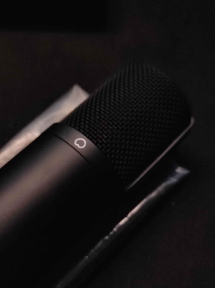 Focusrite Scarlett Studio CM25 MKIII (Third Generation Mic), Audio ...