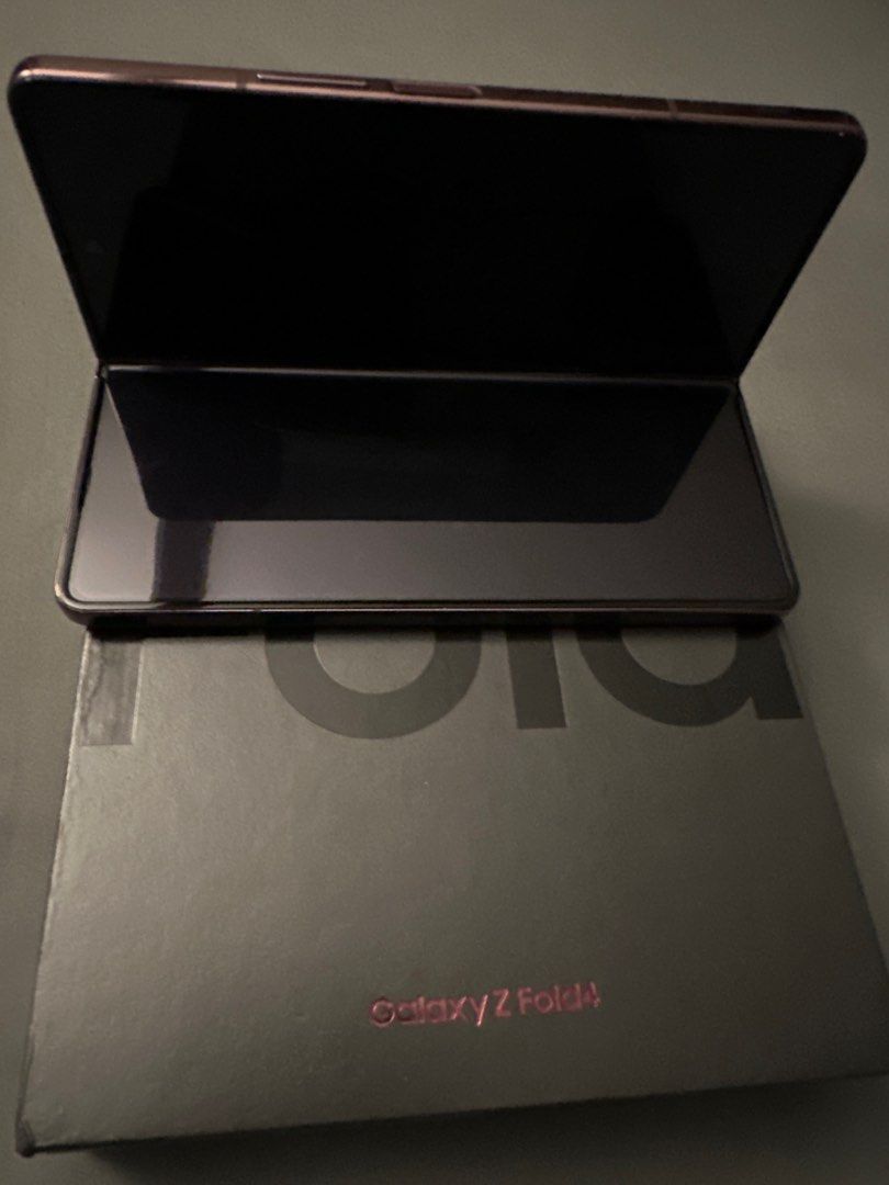 Galaxy Z Fold 4 Burgundy 256GB, Mobile Phones & Gadgets, Mobile Phones ...