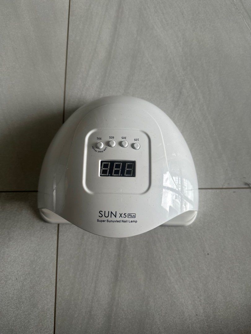 Gel nail polish machine, Beauty & Personal Care, Hands & Nails on Carousell