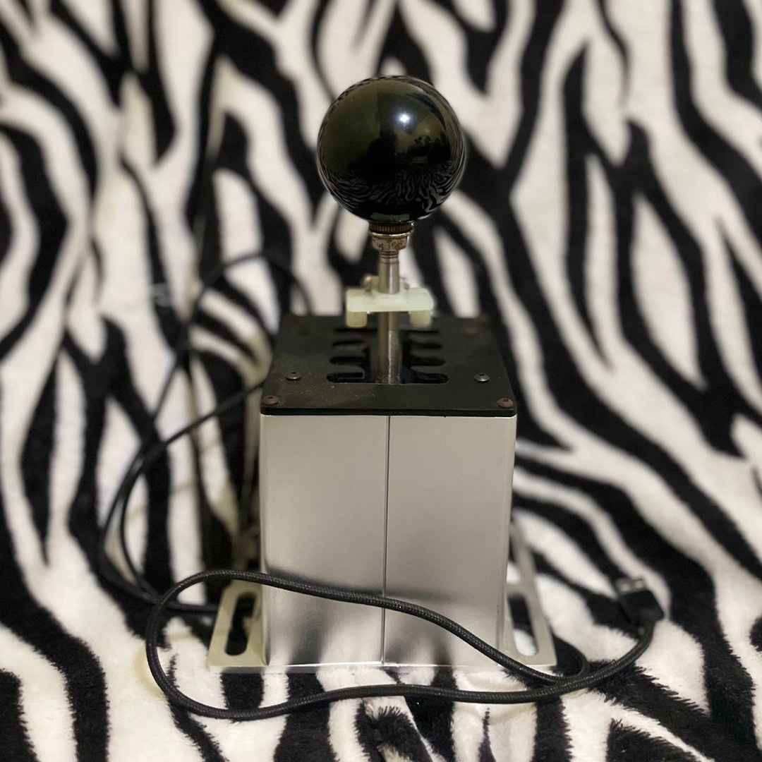 Generic USB simulator gear shifter, Computers & Tech, Parts ...