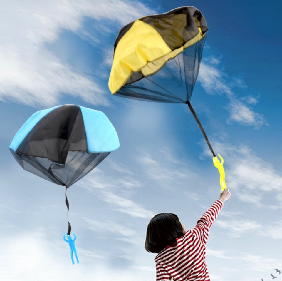 Hand throw Mini Soldier parachute Children's Toys Portable parachute ...