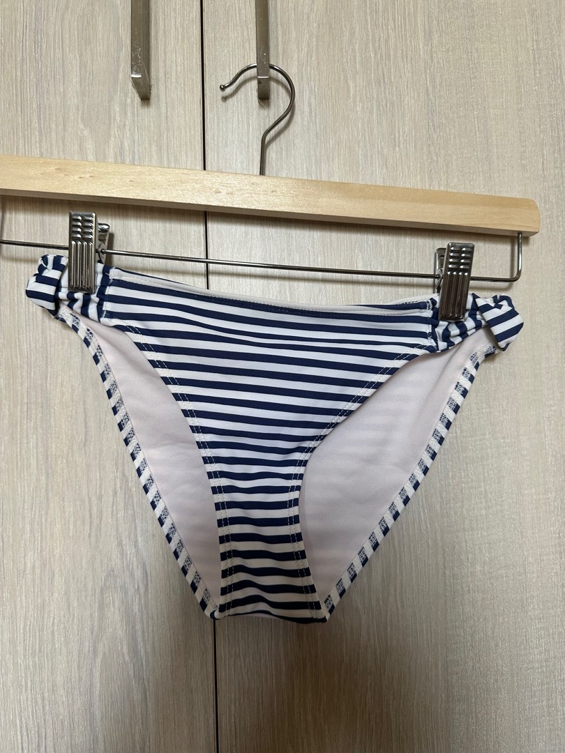 Hnm bikini, Women's Fashion, Swimwear, Bikinis & Swimsuits on Carousell