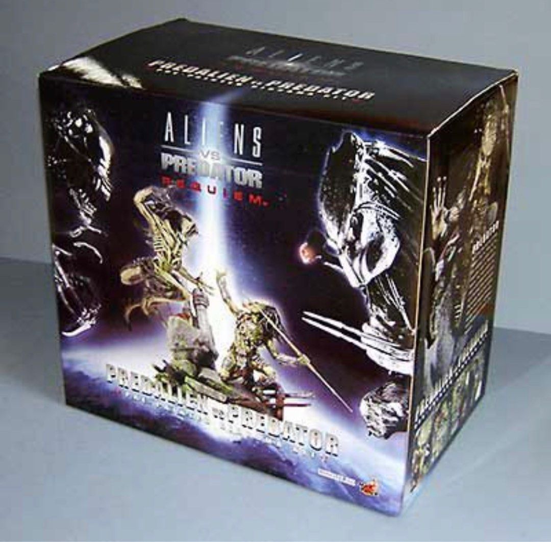 Hot toys alien vs predator boxset, Hobbies & Toys, Toys & Games on ...