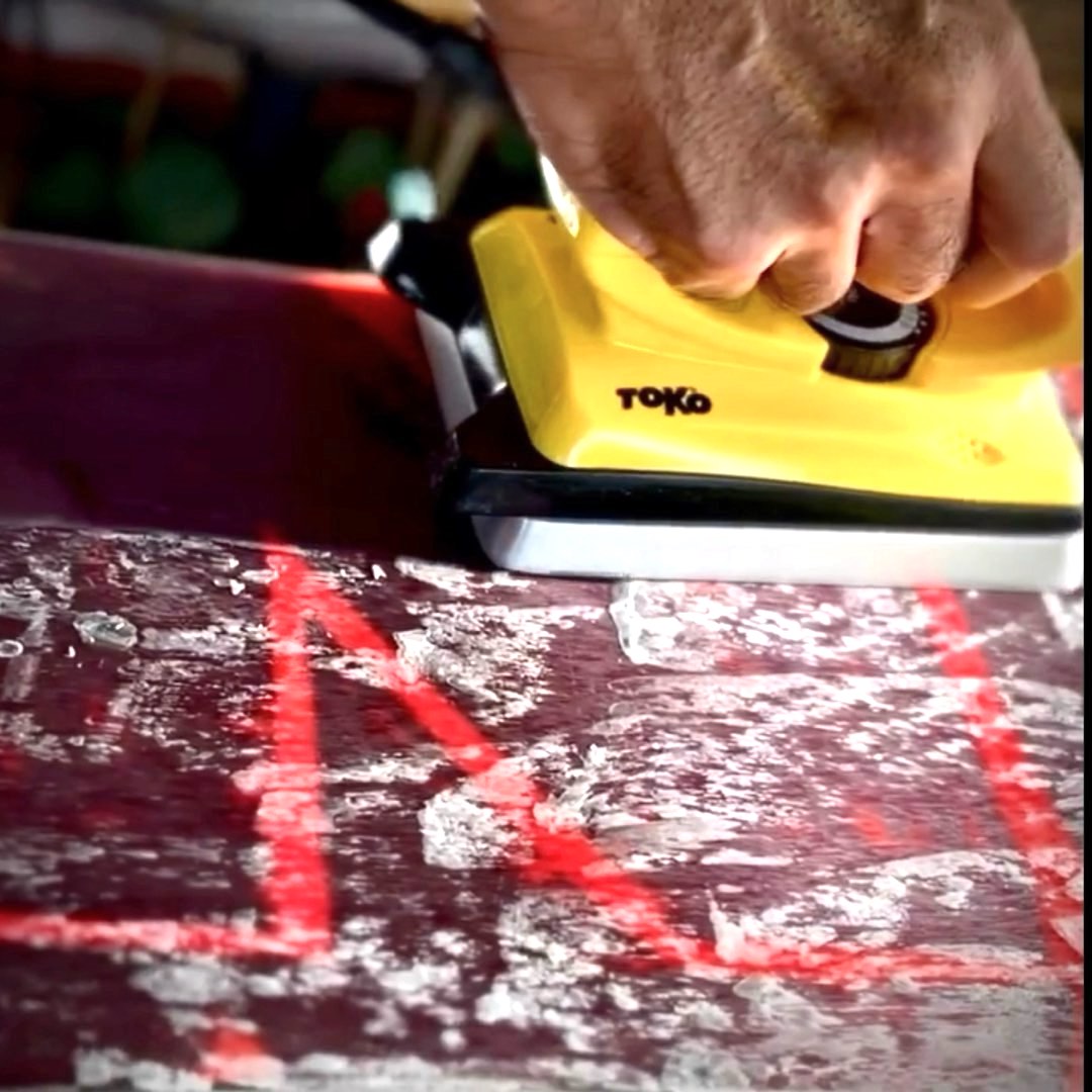 Waxing and edge tuning service snowboard ski (Read Description below ...