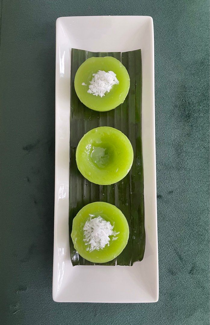 Kueh Lompang Pandan Food And Drinks Homemade Bakes On Carousell