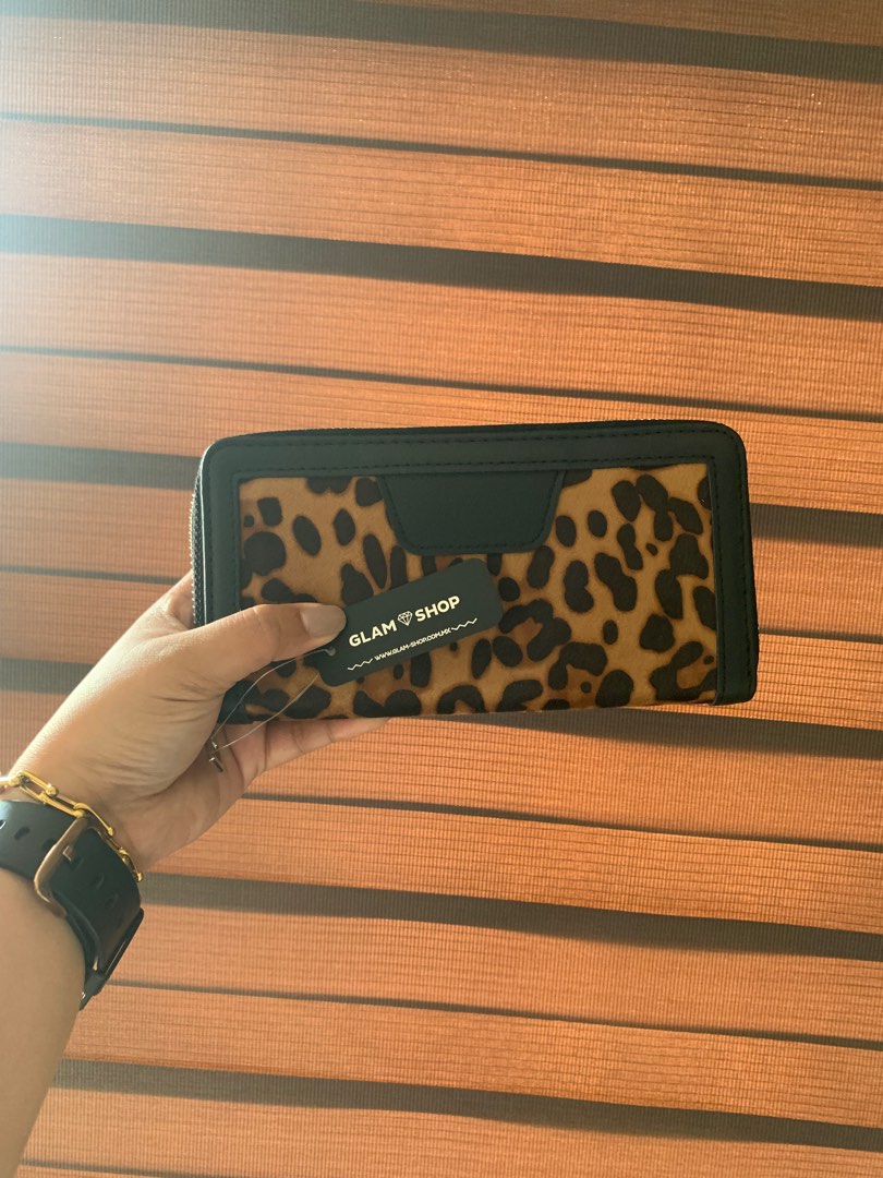 Leopard wallet, Women's Fashion, Bags & Wallets, Wallets & Card holders ...