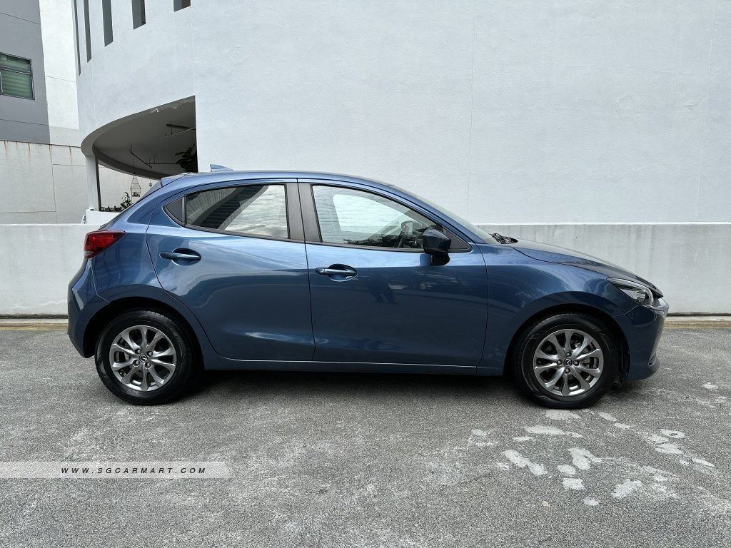 Mazda 2 HATCHBACK 1.5 AT STANDARD I4 Auto, Cars, Used Cars on Carousell