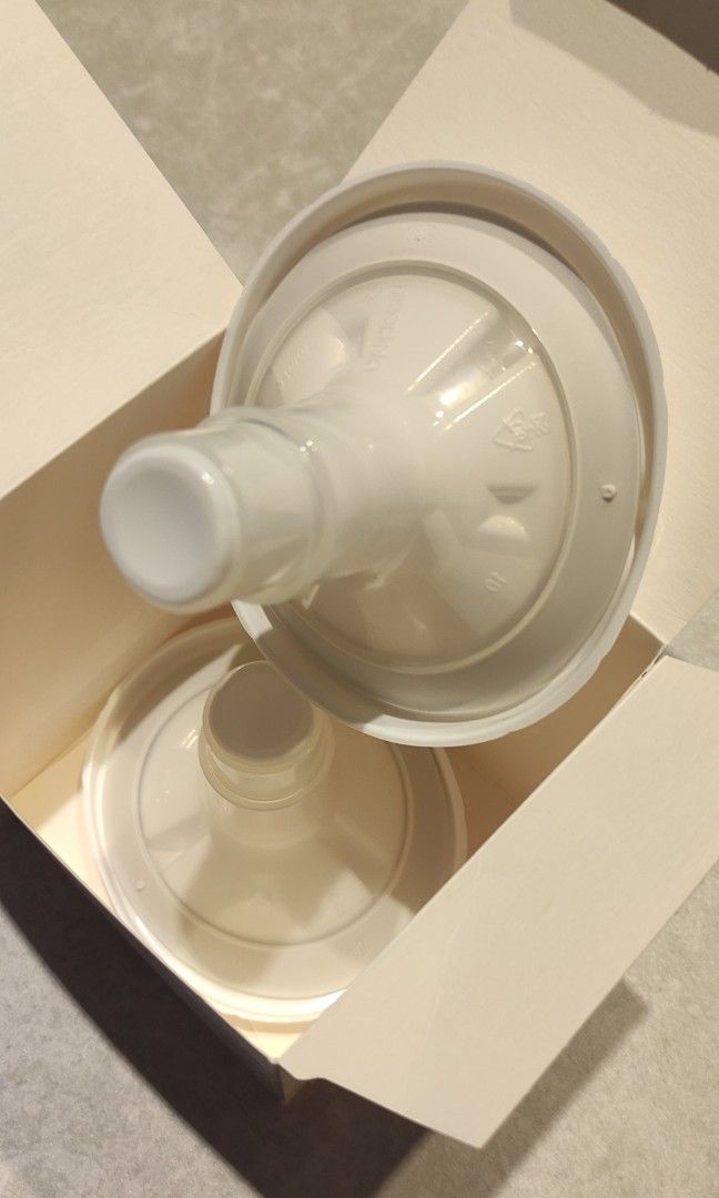 Medela Breast Shields / Flange 27mm, Babies & Kids, Nursing & Feeding ...