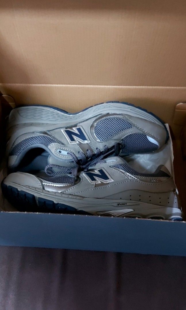 New Balance 2002R OG Grey with box, Men's Fashion, Footwear, Sneakers ...