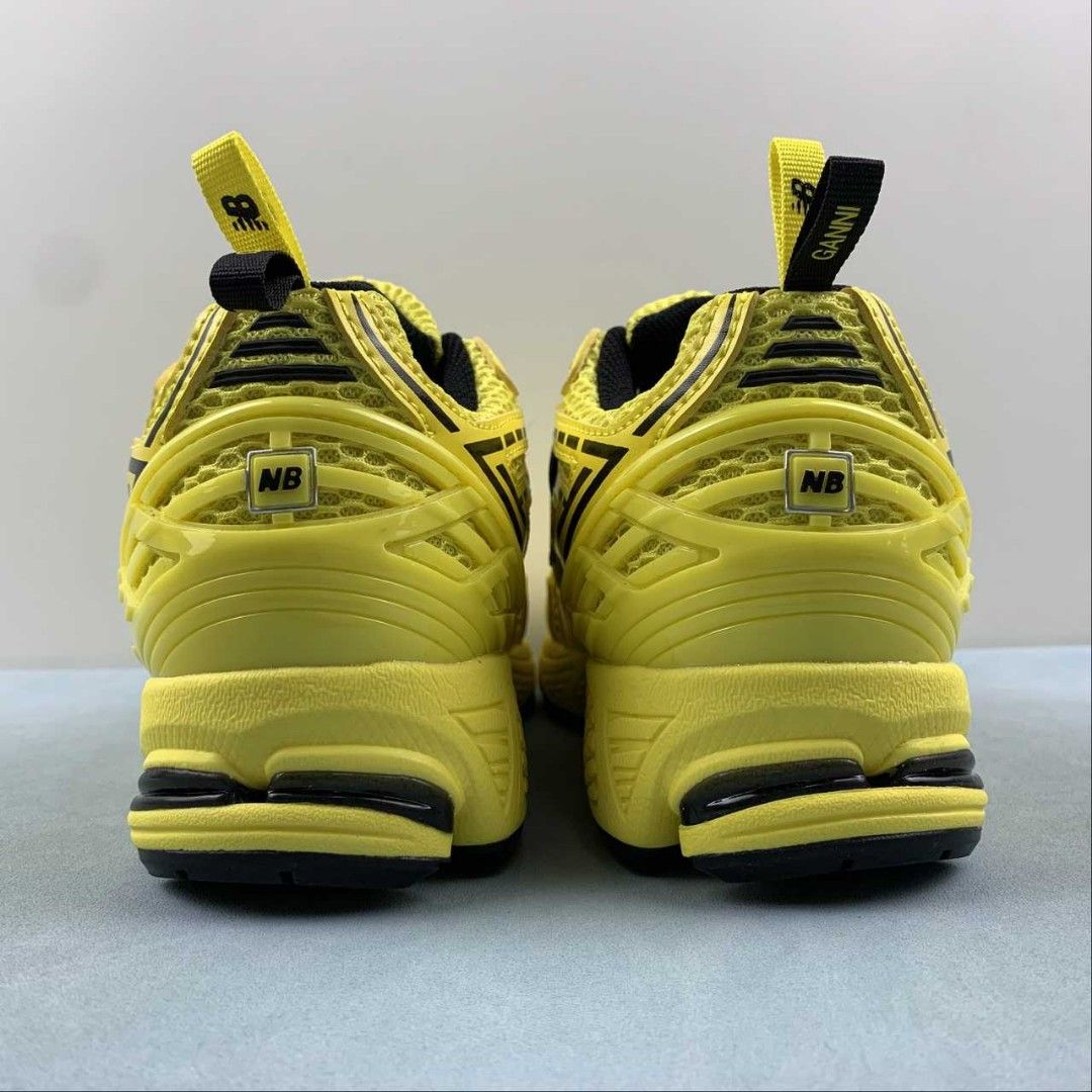 New Balance NB1906 (M1906RGA), Fesyen Pria, Sepatu , Sneakers di Carousell