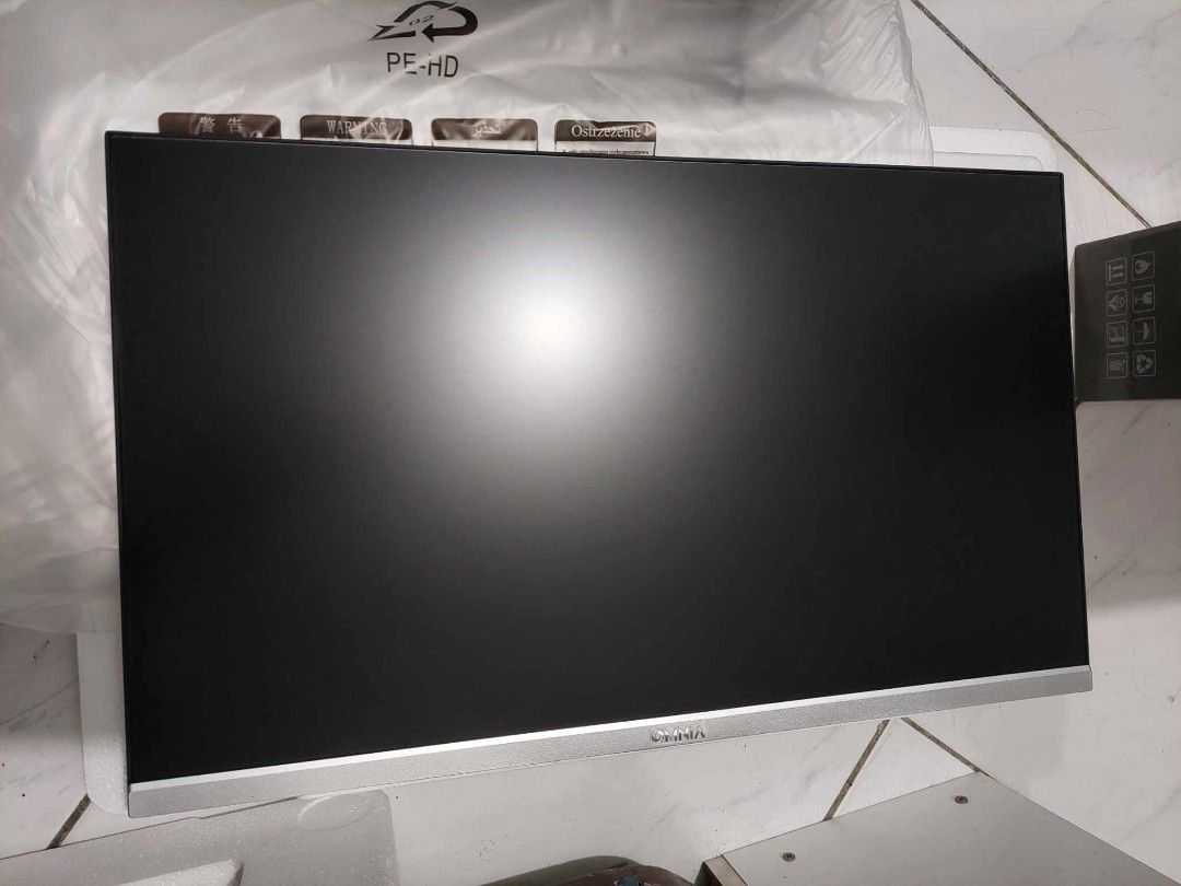 Omnia O238CIU 23.8" LED Monitor, Computers & Tech, Desktops on Carousell
