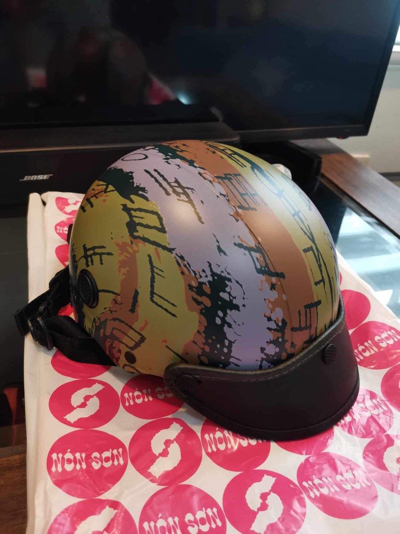 Original Non Son Helmet from Vietnam, Motorbikes, Motorbike Parts ...