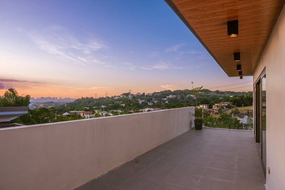 Overlooking House in Rizal Havila Township Exclusive Subdivision For ...