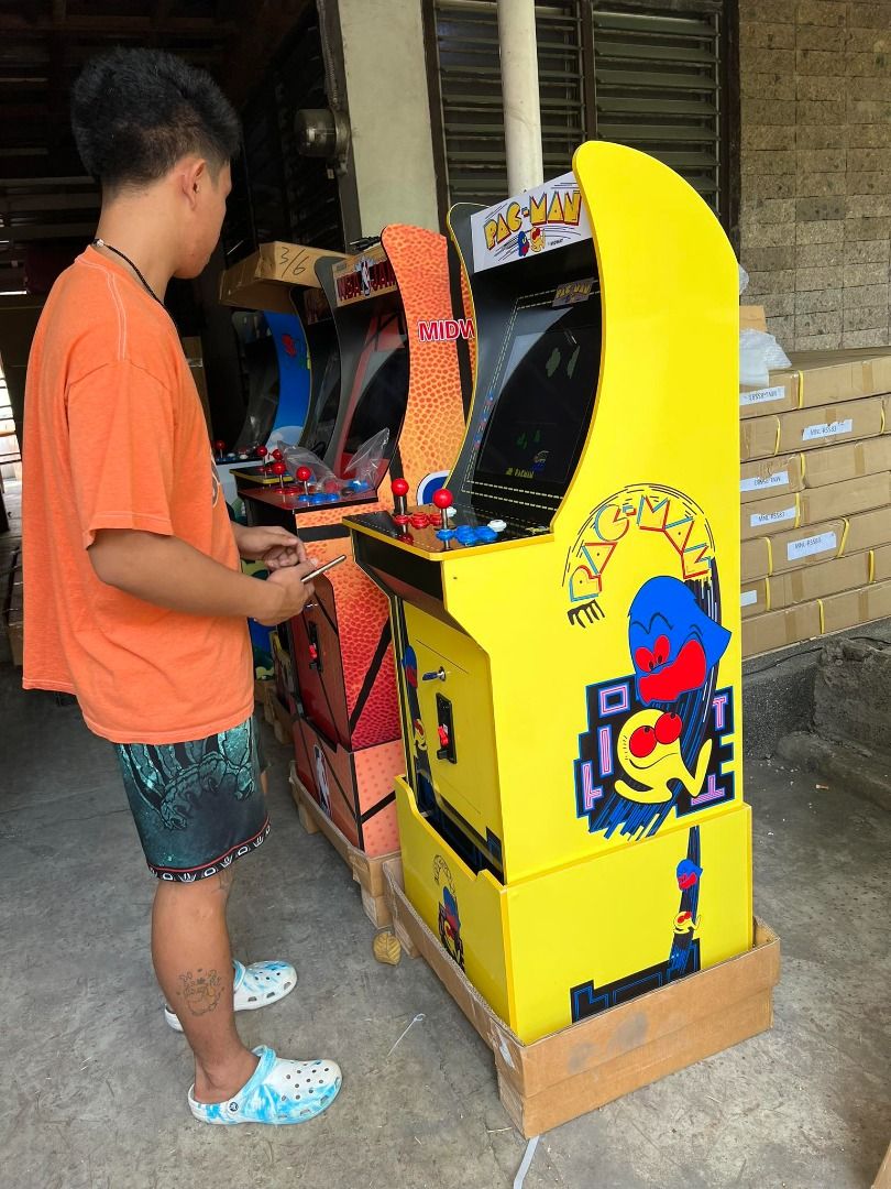 PACMAN COIN OPERATED ARCADE MACHINE, Hobbies & Toys, Toys & Games on ...
