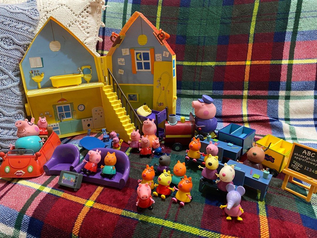 Peppa Pig Complete Set Original 43 pcs pre-loved, Hobbies & Toys, Toys ...