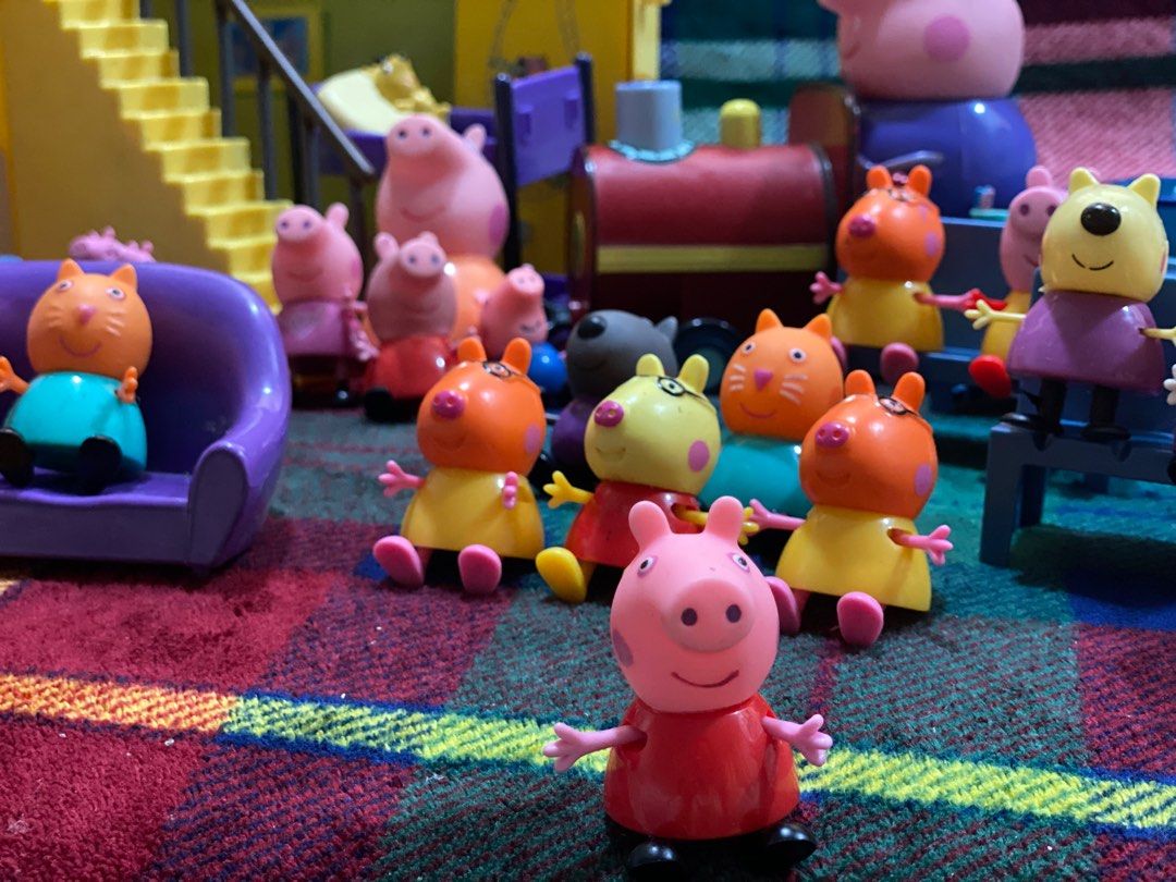 Peppa Pig Complete Set Original 43 pcs pre-loved, Hobbies & Toys, Toys ...