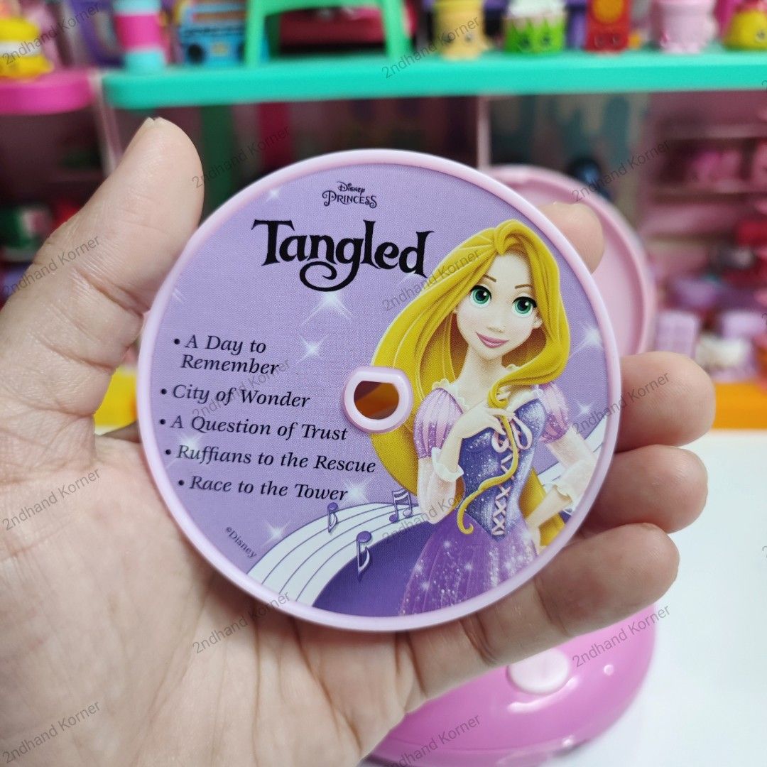 Preloved Disney Princess CD Player, Hobbies & Toys, Toys & Games on ...