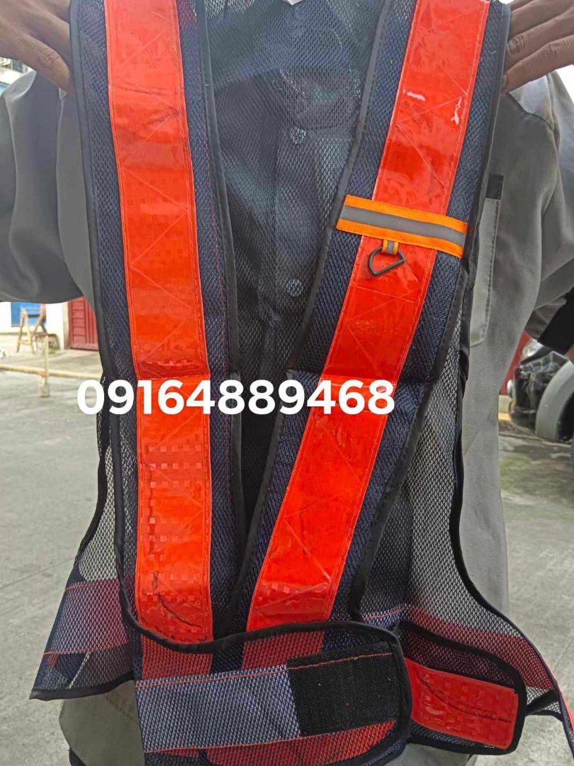 REFLECTORIZED VEST, Commercial & Industrial, Construction Tools ...