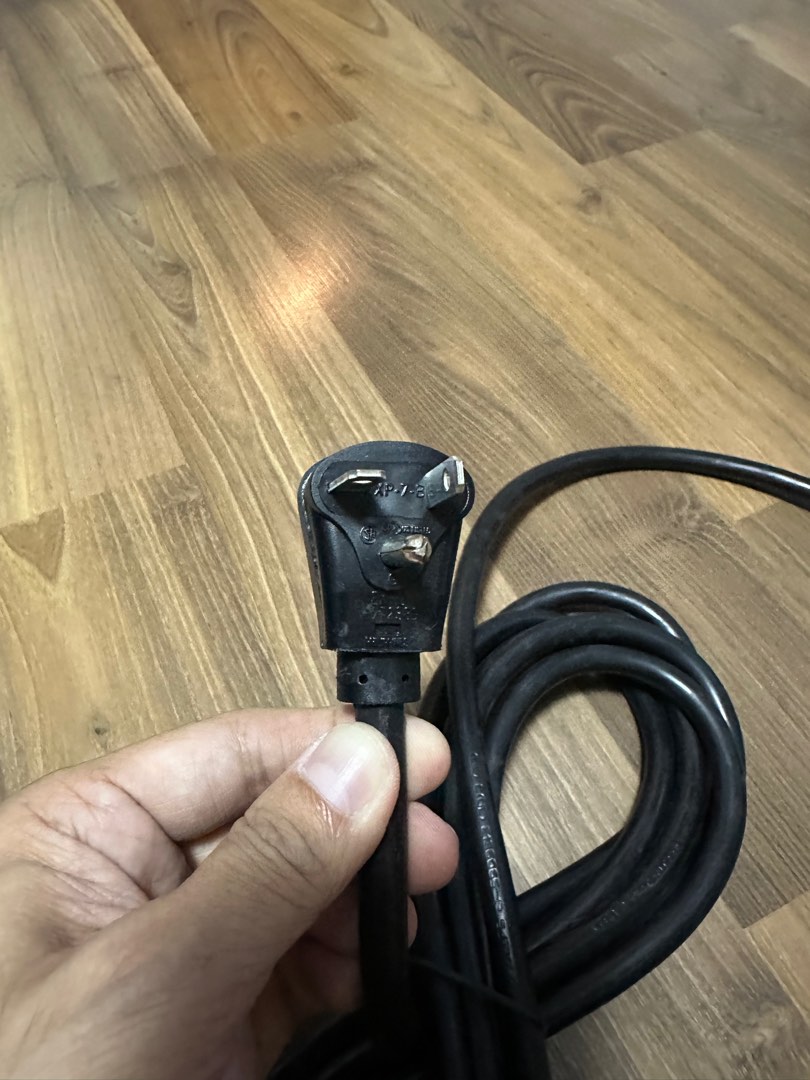 Right Angle 220V 20A Detachable Power Cord Set, Commercial & Industrial ...