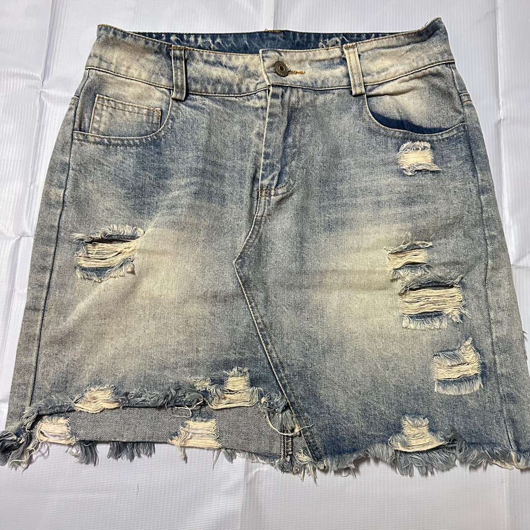 ripped skirt, Women's Fashion, Bottoms, Skirts on Carousell