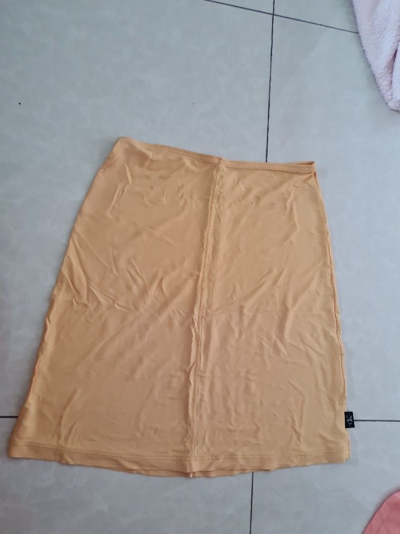 Skrit, Women's Fashion, Bottoms, Skirts on Carousell