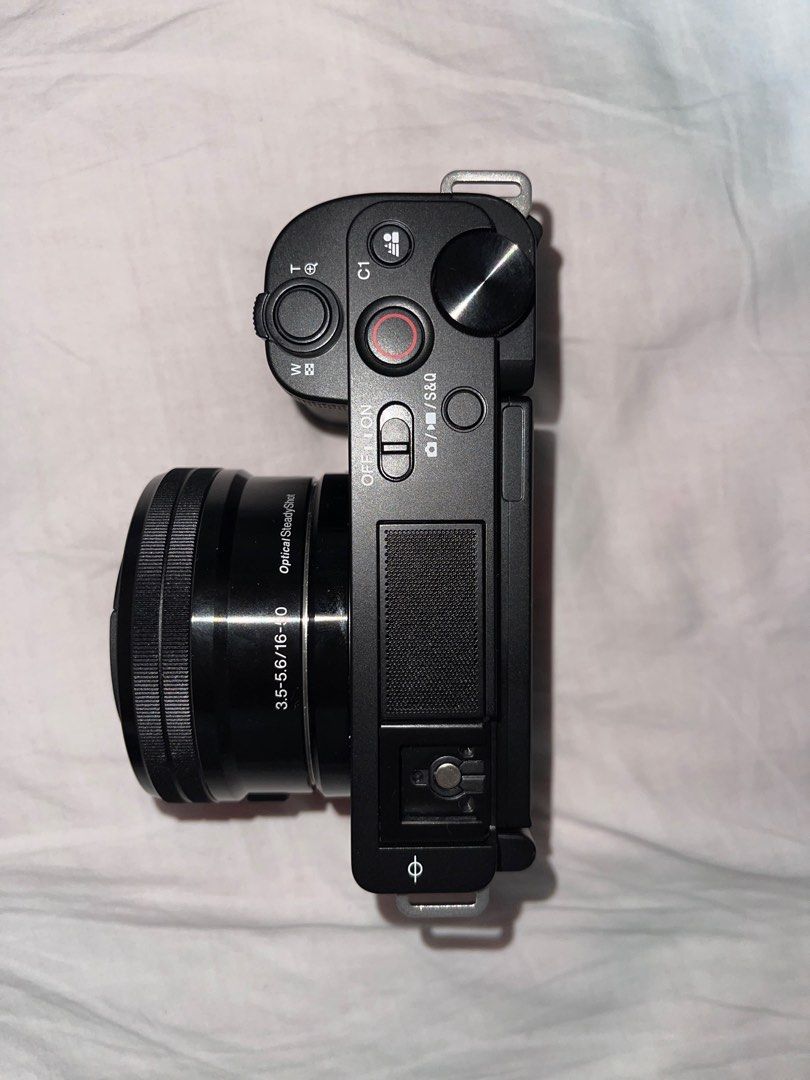 Sony ZV-E10 w/ Kit Lens (16-50mm f/3.5-5.6) + Accessories (zve10, zve ...