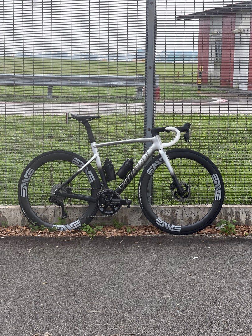 specialized allez sprint 2022, Sports Equipment, Bicycles & Parts ...