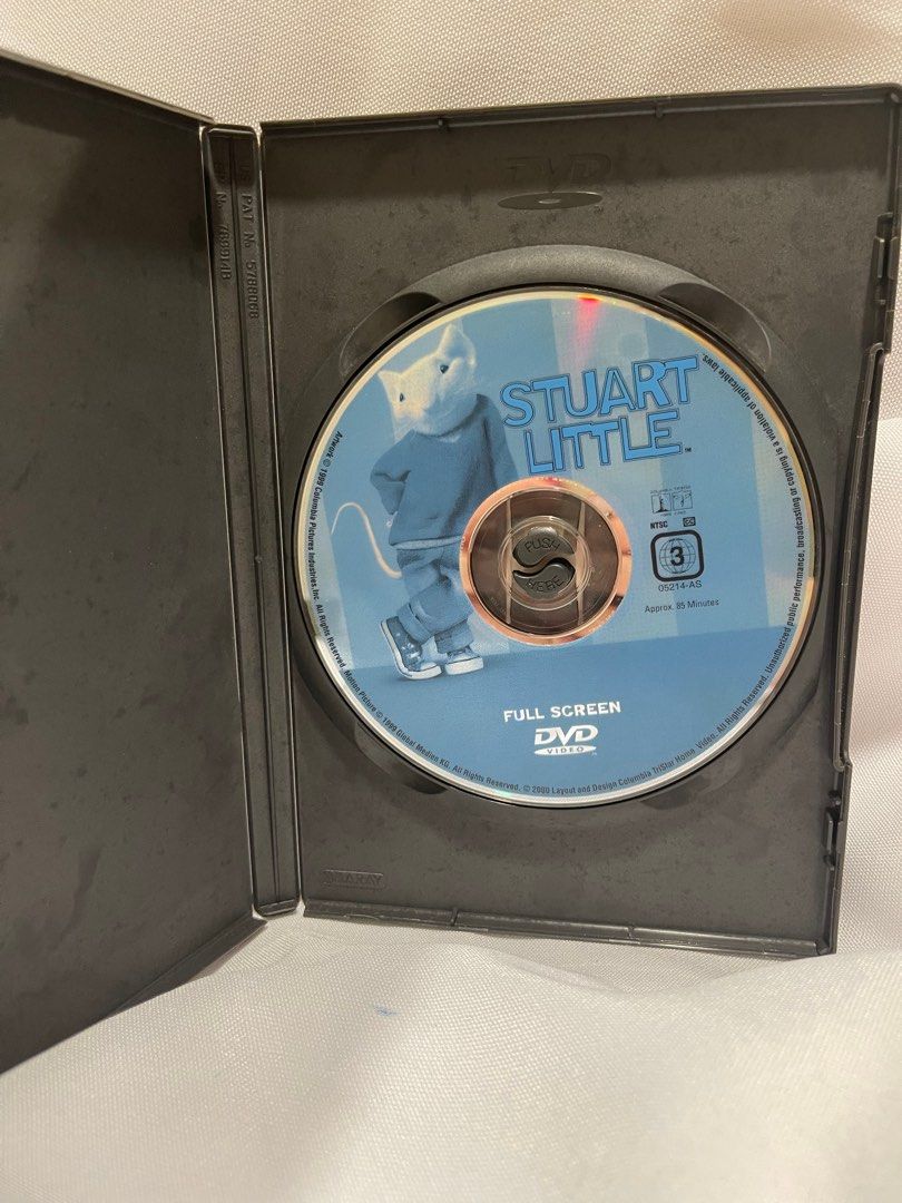 Stuart Little DVD, Hobbies & Toys, Music & Media, CDs & DVDs on Carousell