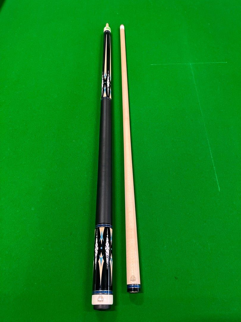 Taiwan MIT pool cue, Sports Equipment, Sports & Games, Billiards ...
