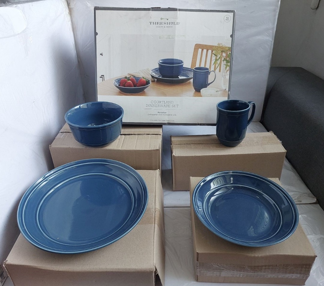 Threshold Dinnerware Set Courtland 16-Piece Porcelain Blue NewUSA ...