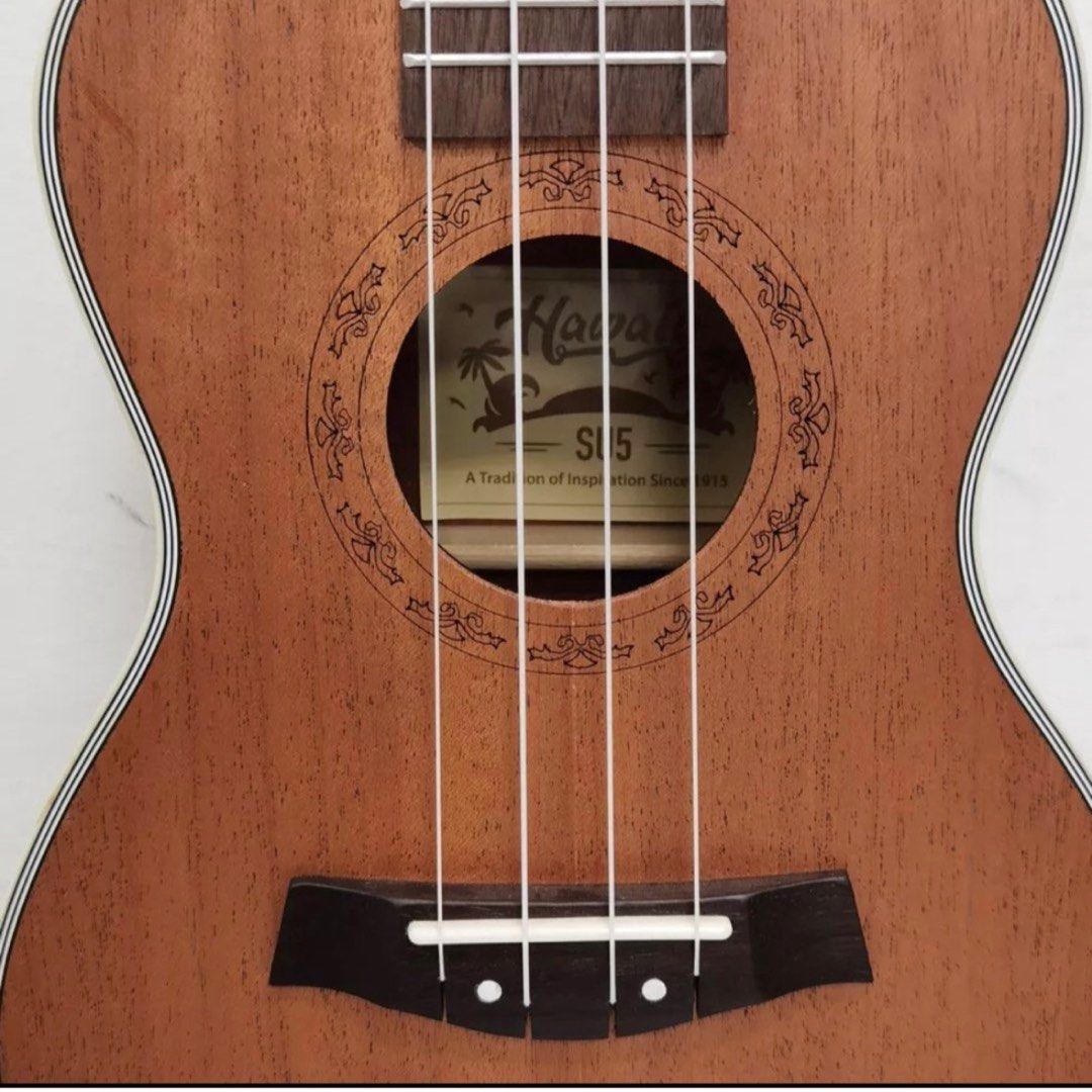 Ukelele 4 string, Hobbies & Toys, Music & Media, Musical Instruments on ...