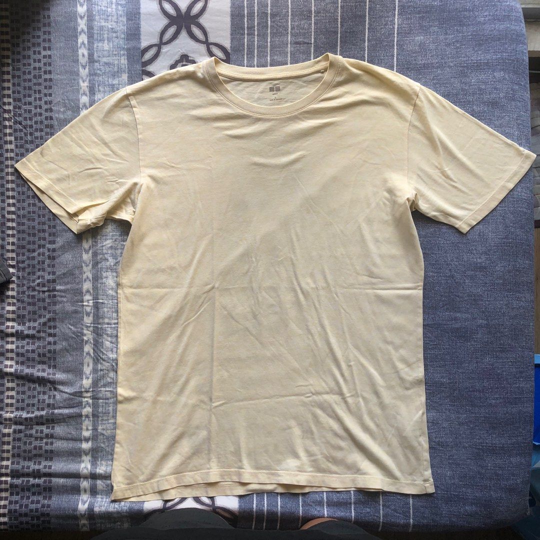 Uniqlo Plain T-Shirt, Men's Fashion, Tops & Sets, Tshirts & Polo Shirts ...