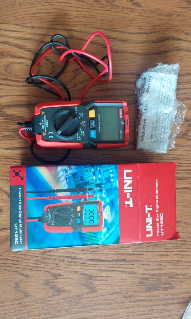 UNI-T ut125c pocket size digital multimeter, 電腦＆科技, 商務用科技產品 - Carousell
