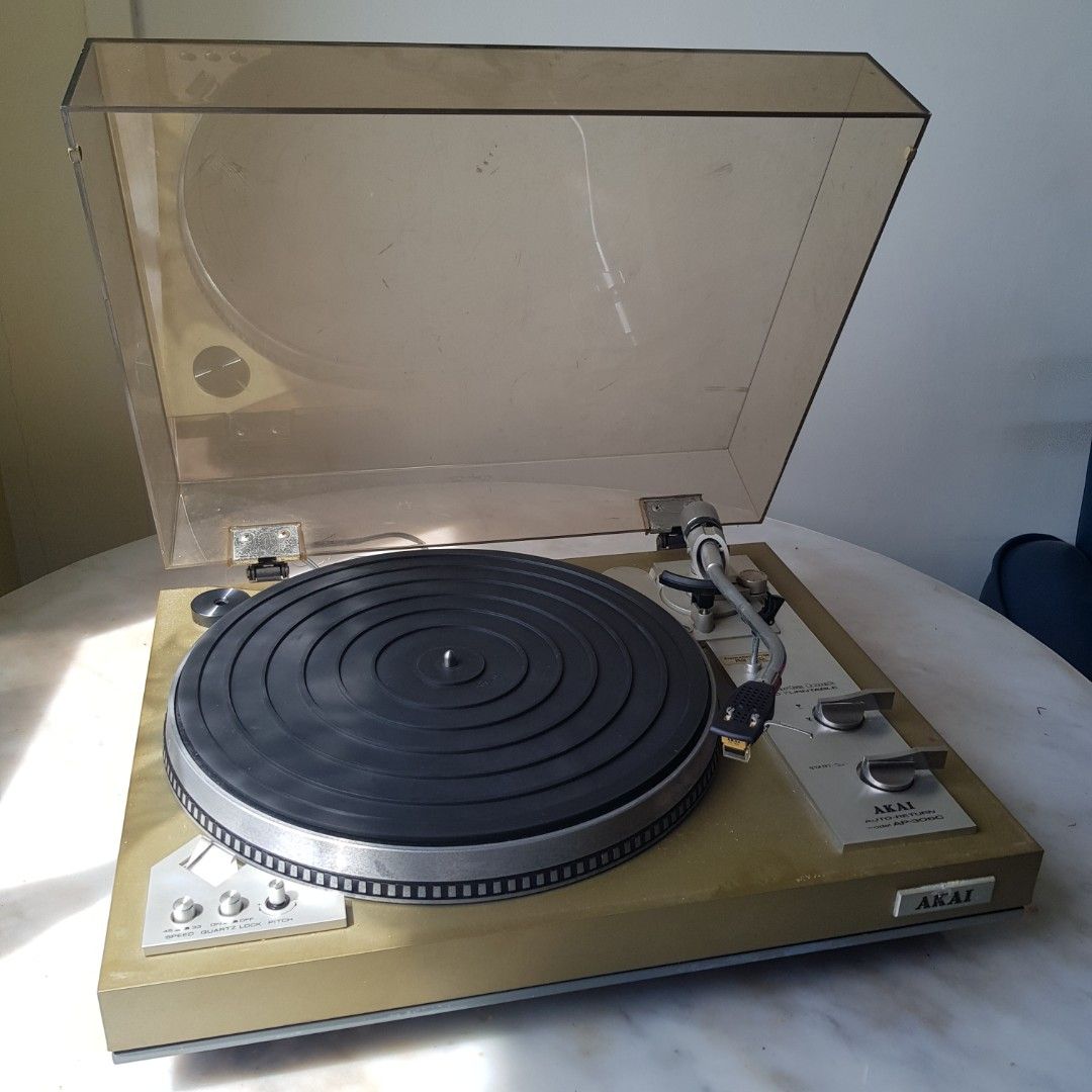Vintage AKAI Turntable AP-306C, Audio, Other Audio Equipment on Carousell