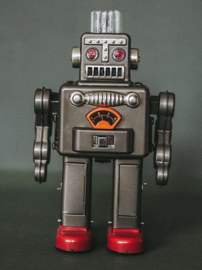 Smoking Space Man Vintage Tin Robot, Hobbies & Toys, Memorabilia ...